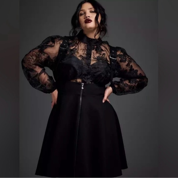 torrid | Dresses | Tnwt Orrid Nightfall Frontzip Black Goth Pinafore ...